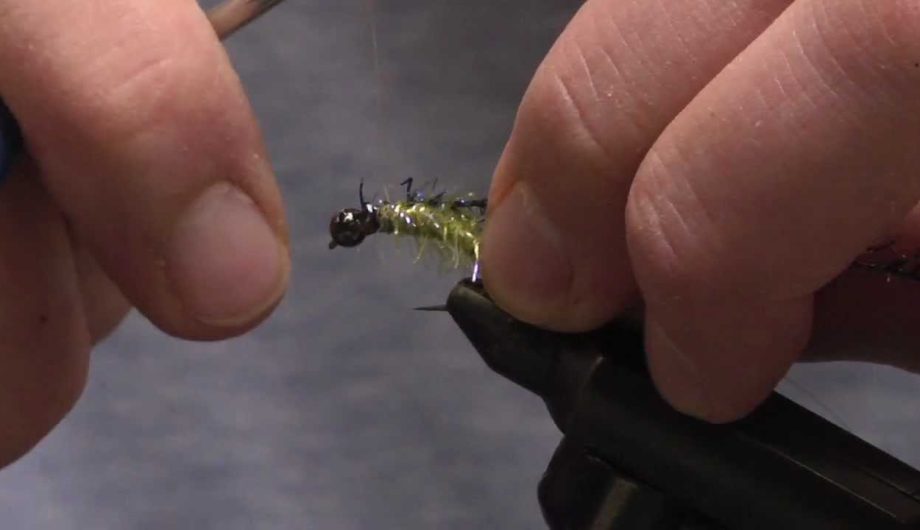 [Video] How to Tie a Trico Spinner • Fly Fishing Reporter