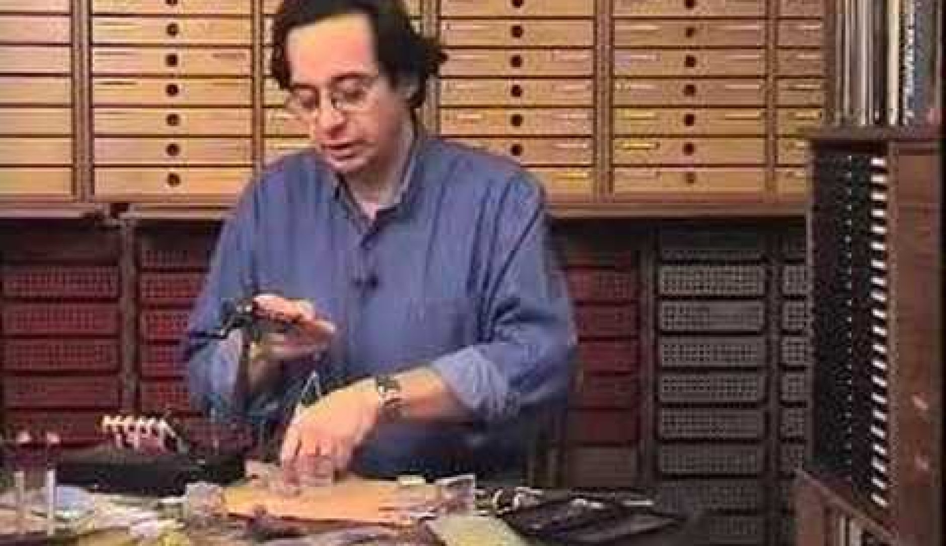[Video] Marc Petitjean Magic Tool • Fly Fishing Reporter