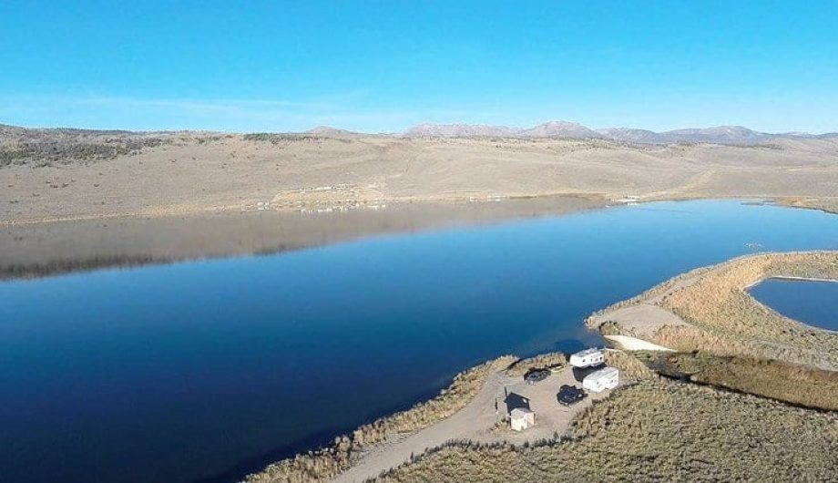 DIY Guide to Fly Fishing the Frying Pan River in Colorado | DIY Fly Fishing