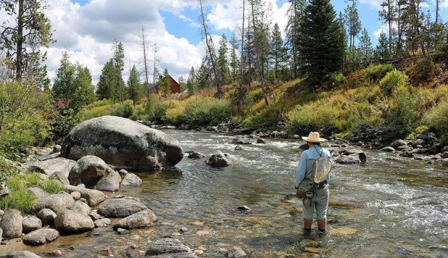 DIY Guide to Fly Fishing the Colorado River | DIY Fly Fishing