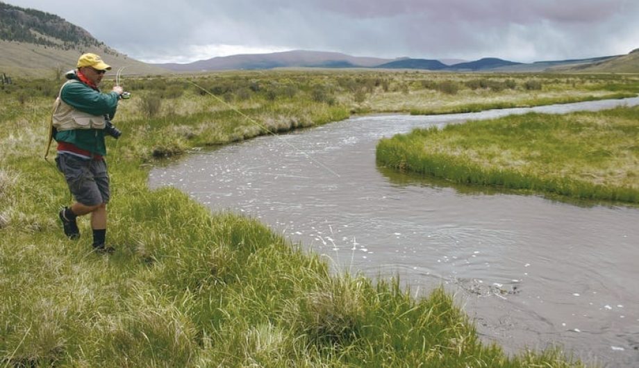 DIY Guide to Fly Fishing the Frying Pan River in Colorado | DIY Fly Fishing